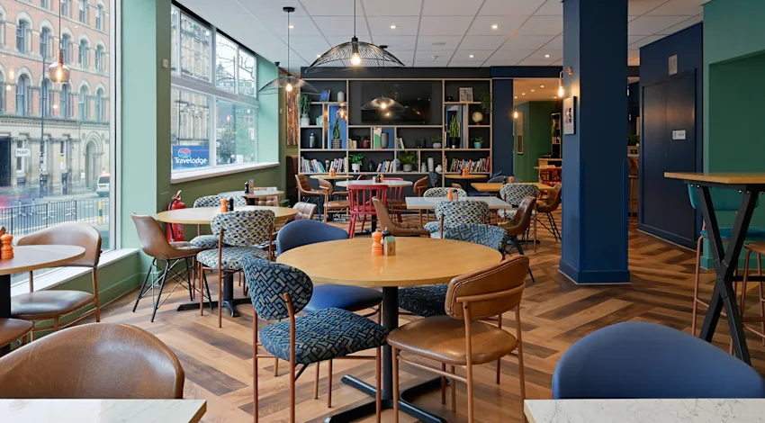 Travelodge Manchester Central Hotel - Book Now